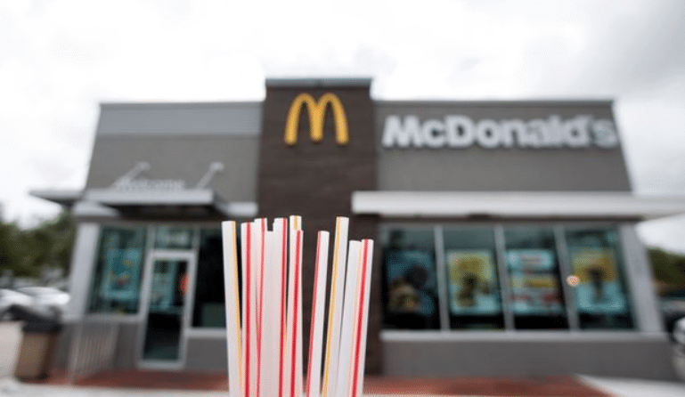 La paille en papier "recyclable", la fausse bonne idée de McDonald’s ...